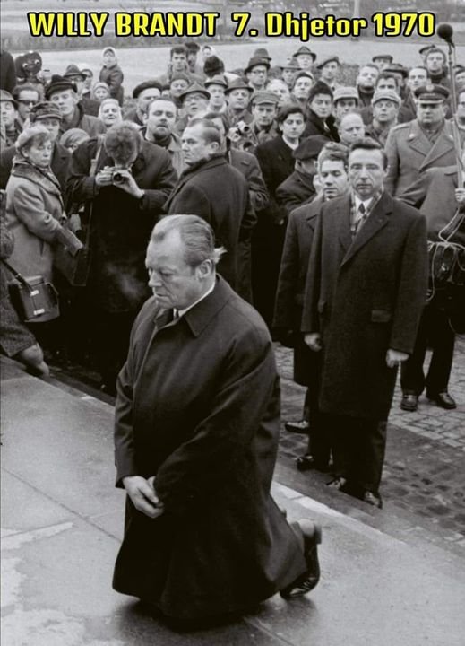 Varshavë, para 52 vitesh... - Dardania Press